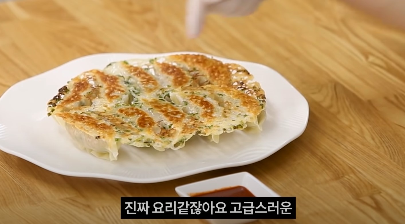 The most delicious way to cook Mandu (korean dumplings)